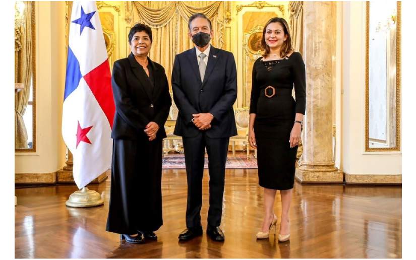 Embajadora de Nicaragua en Panamá presenta cartas credenciales al Presidente Laurentino Cortizo