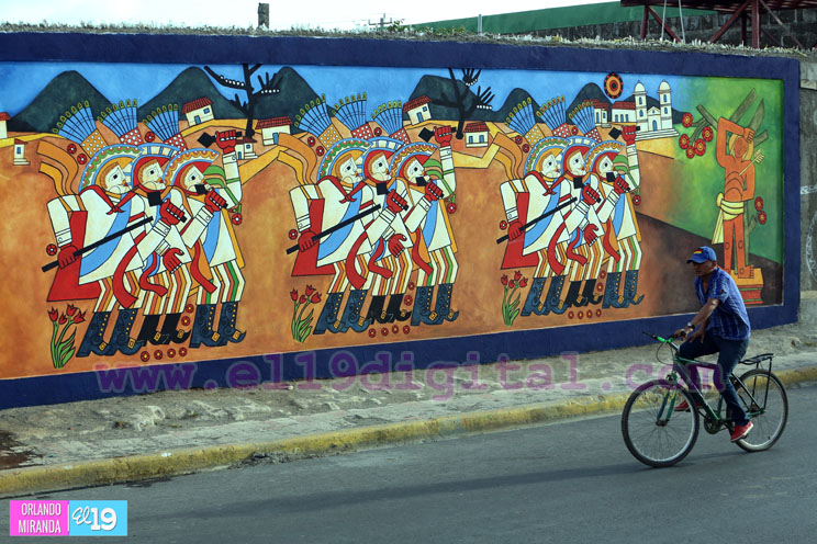 Inauguran mural dedicado al pintor Leoncio Saenz y las tradiciones de ...
