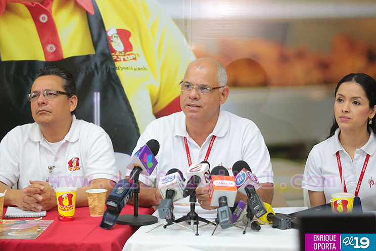 Deli Pollo anuncia millonaria inversión en 2016