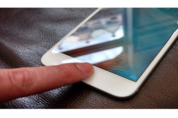 El botón Home del iPhone 7 sólo funciona en contacto con la piel