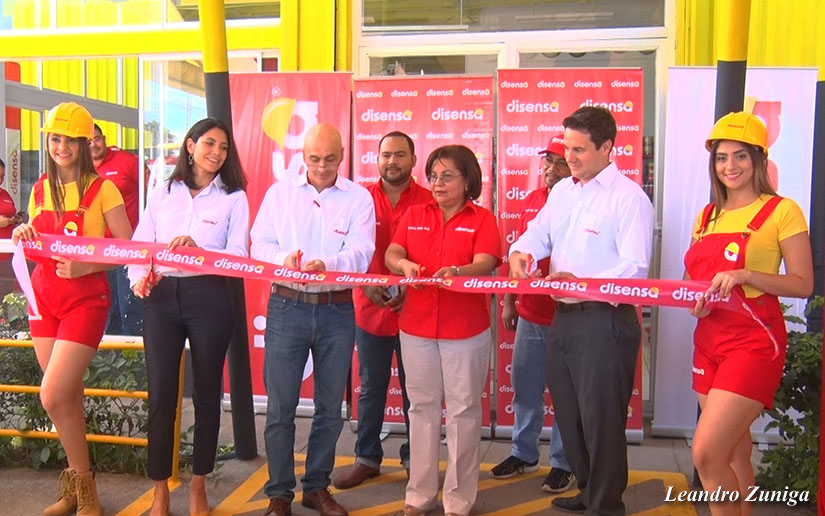Inauguran tienda modelo de Disensa con todo en materiales ferreteros y ...