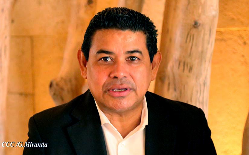 Reverendo Marenco: Hay que cuidar esa primera iglesia llamada familia