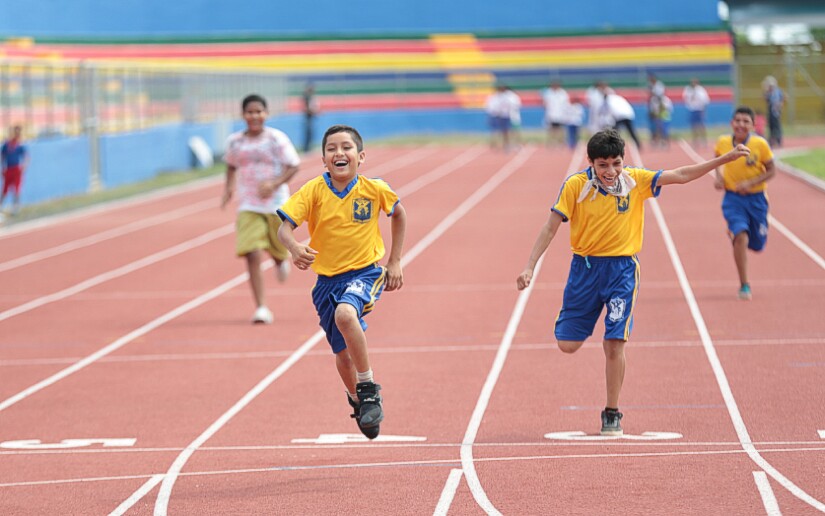 Atletismo infantil promovido por el Ministerio de Educación