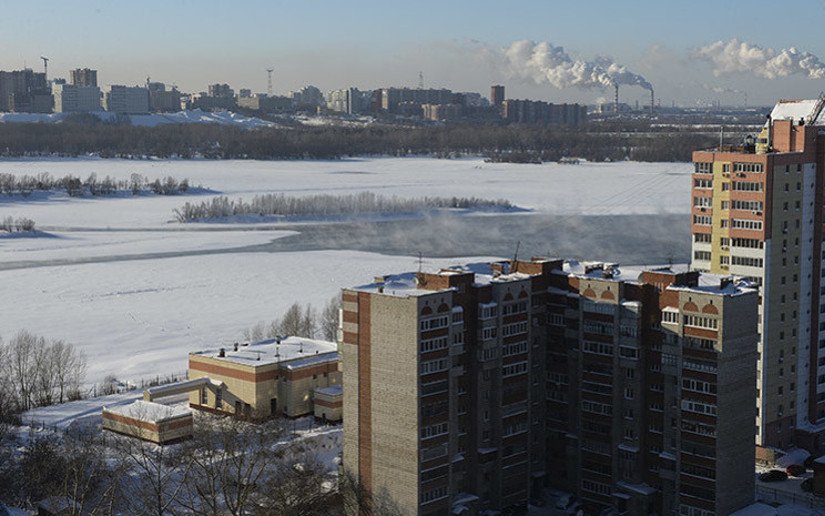 Siberia: El río Obi se 'despierta' tras el invierno y "destruye todo a ...