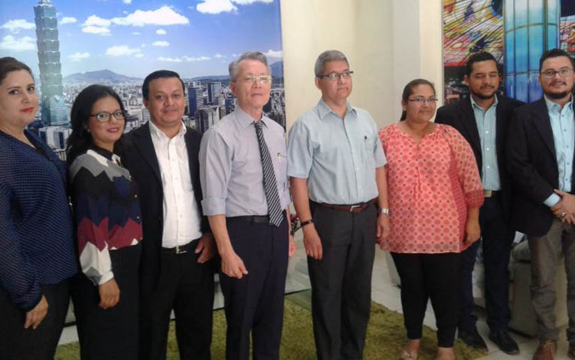Representantes del MIFIC sostienen encuentro con Embajador de Taiwán ...