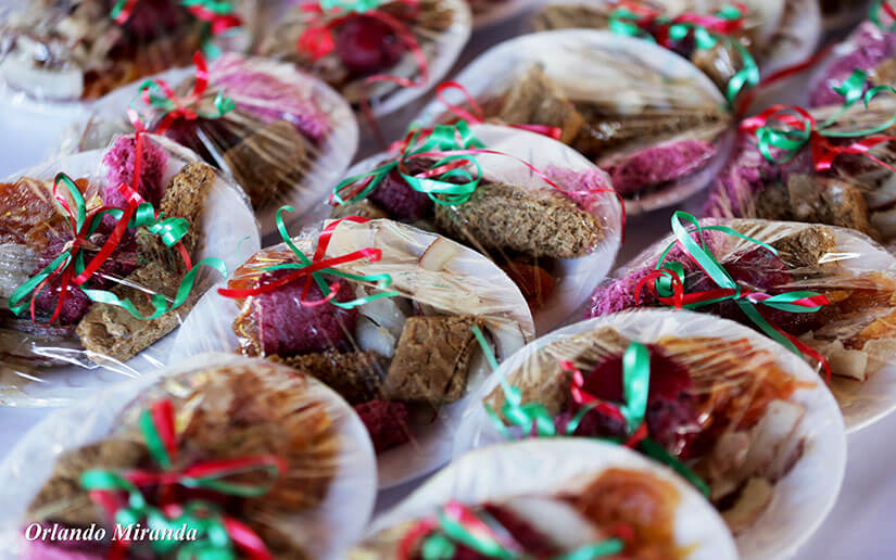 Festival de confites y dulces en la Avenida de Bolívar a Chávez