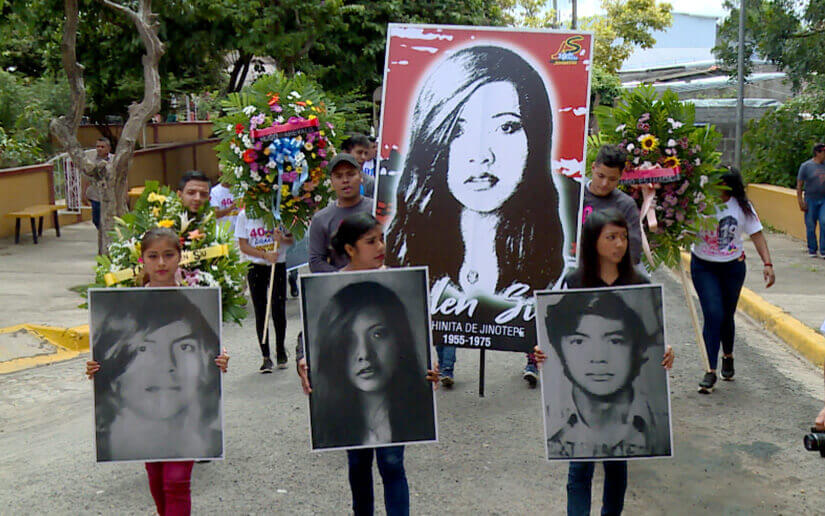 Rinden homenaje a Arlen Siu, en su 44 aniversario del paso a la ...