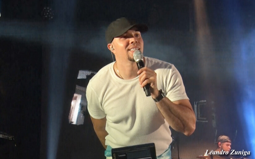 Concierto de Alex Zurdo cautivó a nicaragüenses