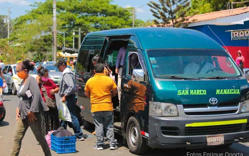 Terminales de buses en Managua atienden a viajeros que van al interior ...