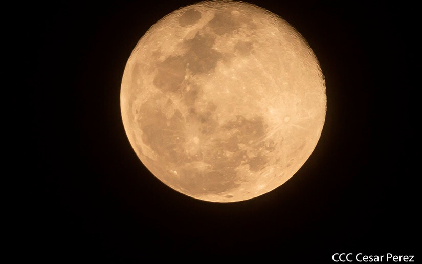 ¿Por qué coincide la Semana Santa con una espectacular luna llena?