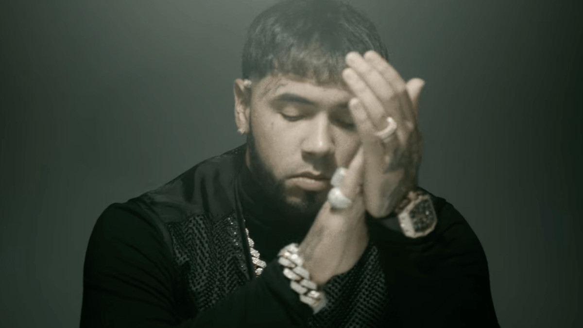 Anuel AA arrasa con su nuevo sencillo