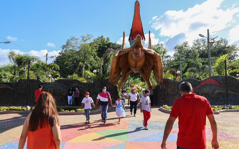 Aventura prehistórica en Nindirí