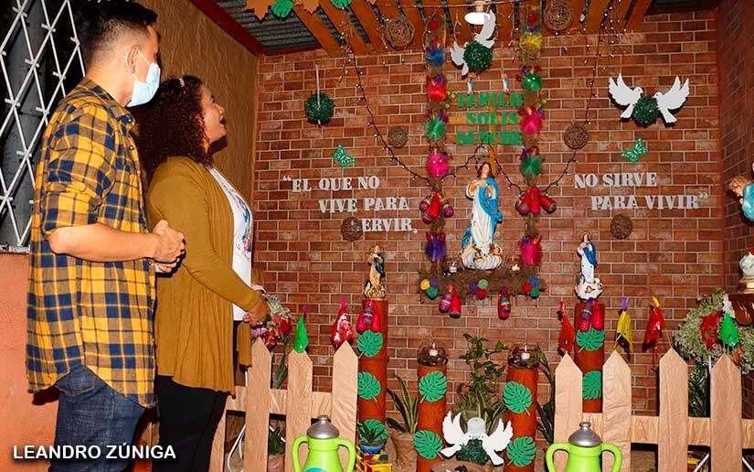 Alcaldesa Reyna Rueda visita altares a La Purísima en barrios de Managua