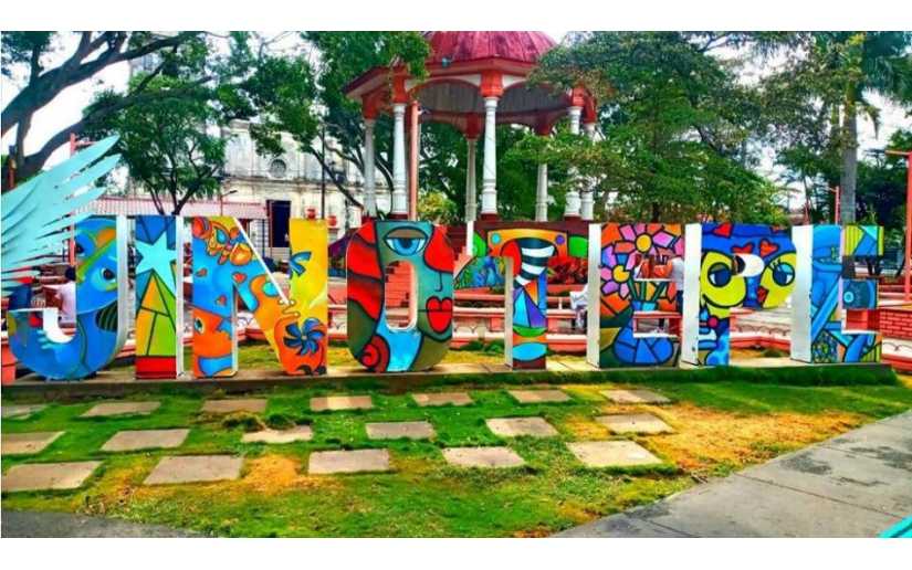 Inauguran hermosas y coloridas mejoras al Parque Central de Jinotepe