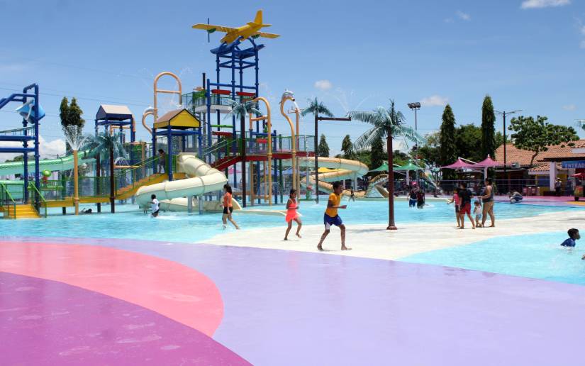 Familias visitan Paseo Xolotlán y Laguna de Xiloá en el Día de la ...
