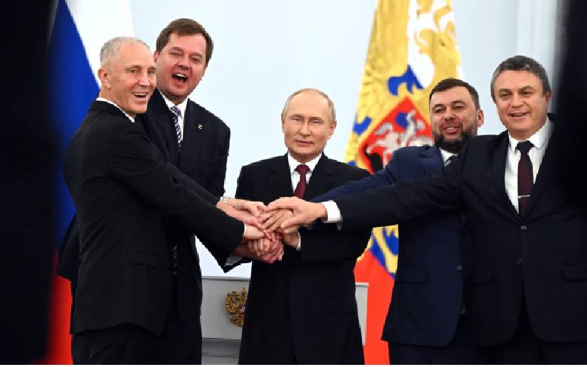 Presidente Vladimir Putin en firma de tratados sobre la adhesión de 4 ...