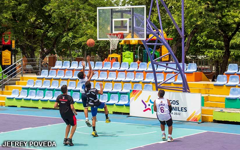 Más de 500 jóvenes participan en torneo de baloncesto en Parque Luis ...