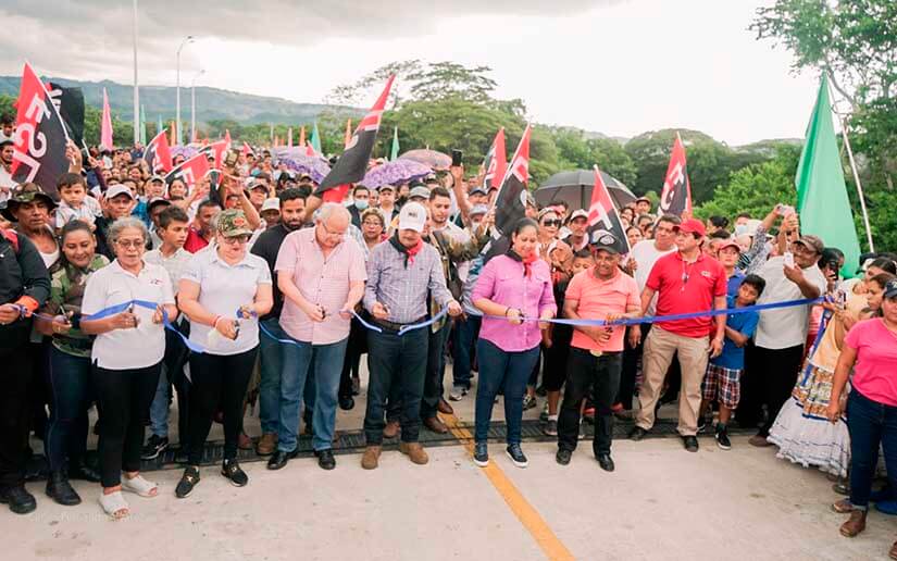 Inauguran puente Teustepe sobre el río Malacatoya, hito histórico para ...