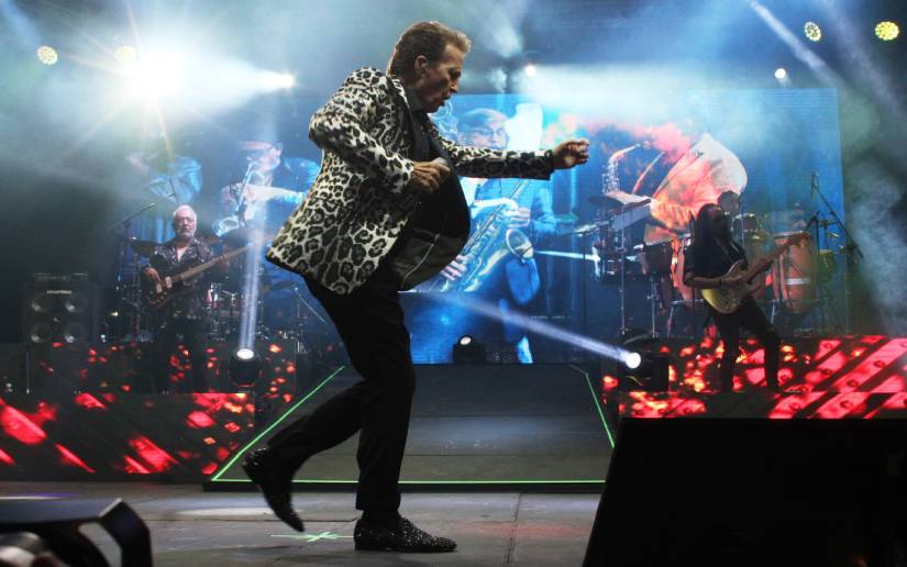 Nicaragüenses se reencontraron con Emmanuel en concierto