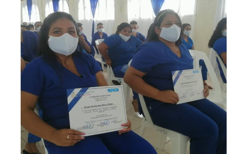 Sistema Penitenciario otorga diplomas de educación primaria a privados ...