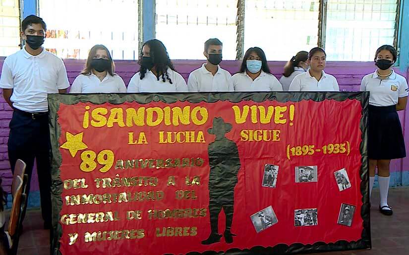 Exhiben murales en homenaje al General Sandino en el Instituto Miguel Bonilla