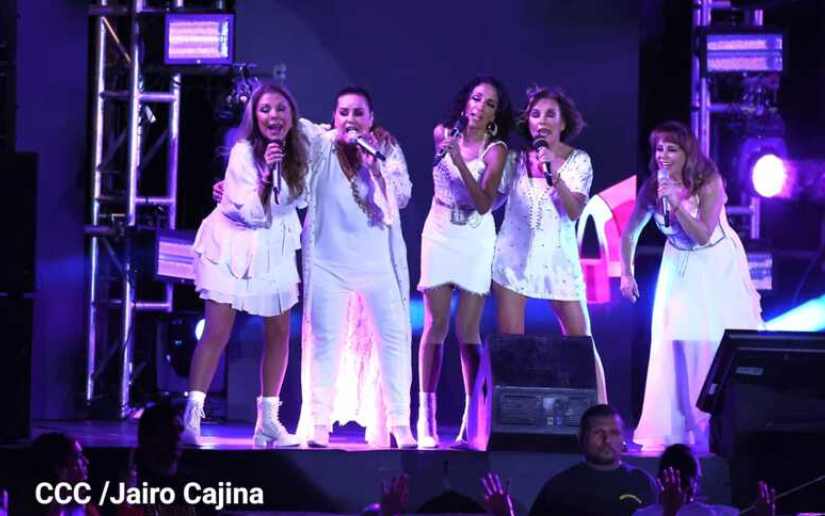 Pandora y Flans: Una noche cargada de recuerdos para la generación de ...