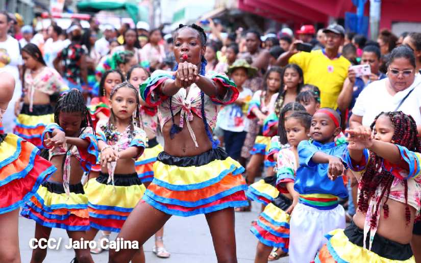 ¡Esto es Palo de Mayo! Bluefields celebra tradicional carnaval de comparsas