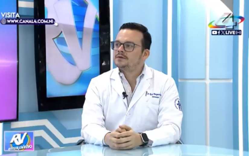 Doctor Késter Barquero Especialista en Medicina Interna del MINSA