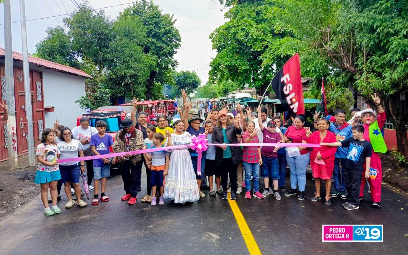 Familias del barrio Bertha Díaz inauguran Calles para el Pueblo