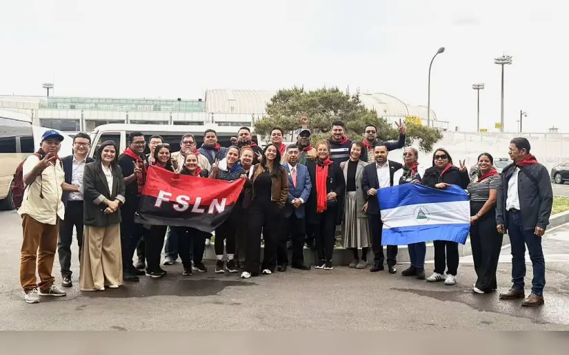 Delegación del FSLN llega a China