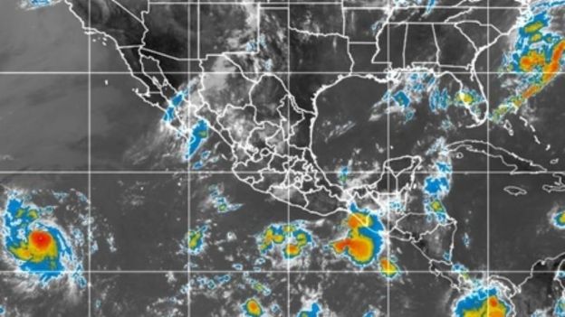 Ciclón Julio se convierte en huracán I