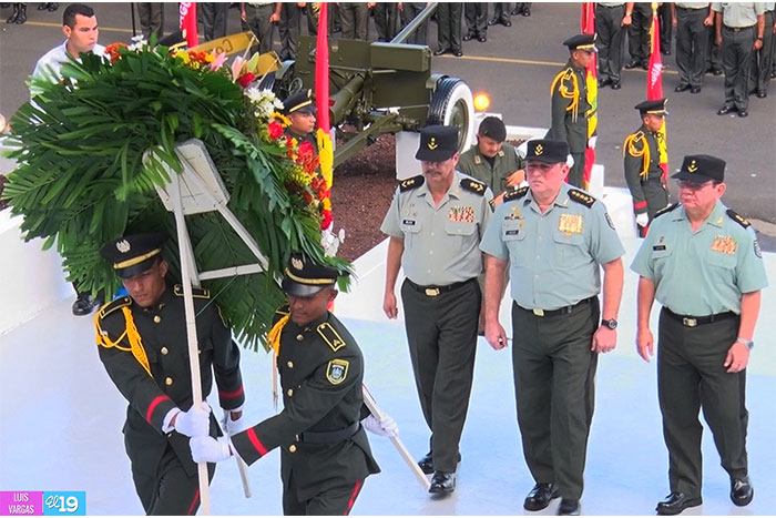 Ejército De Nicaragua rinde honores al Soldado de la Patria