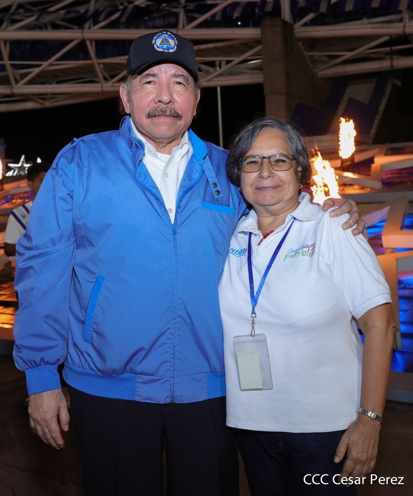 Acto de Recibimiento de la Antorcha de la Libertad y la Hermandad ...