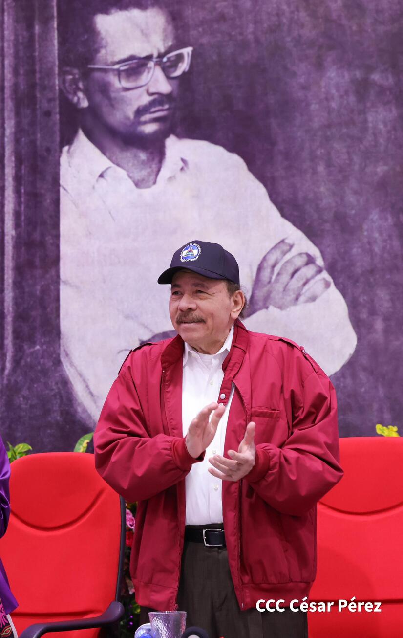 Conmemoramos 48 años del paso a la inmortalidad del Comandante Carlos ...