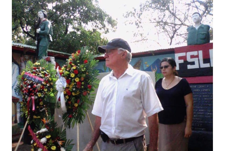 Rinden homenaje a Luisa Amanda Espinoza y Enrique Lorente en León