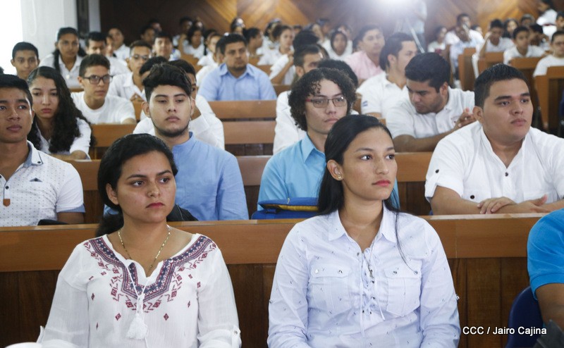 CONICYT lanza proyecto “Robótica en mi escuela”