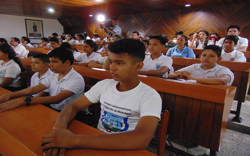 CONICYT lanza proyecto “Robótica en mi escuela”