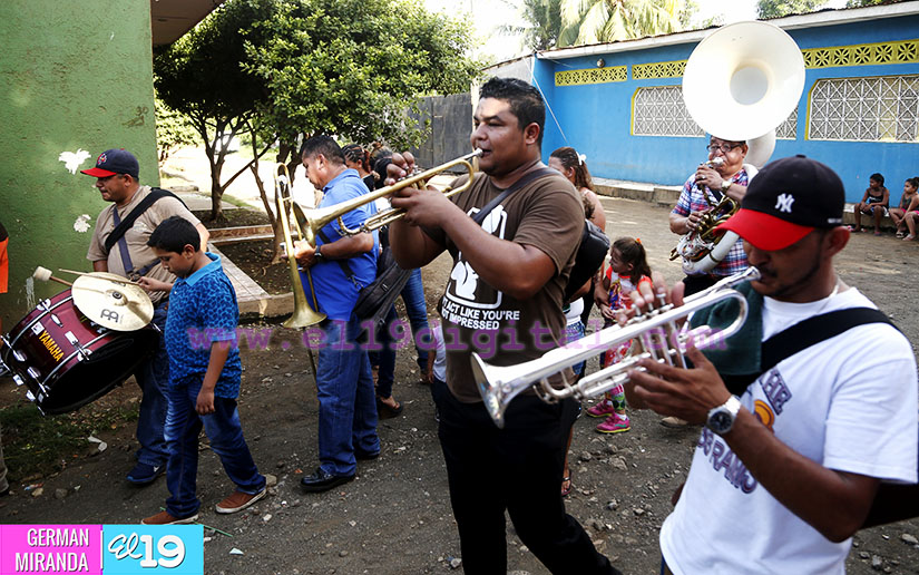 El Mocito sigue recorriendo los barrios de Managua