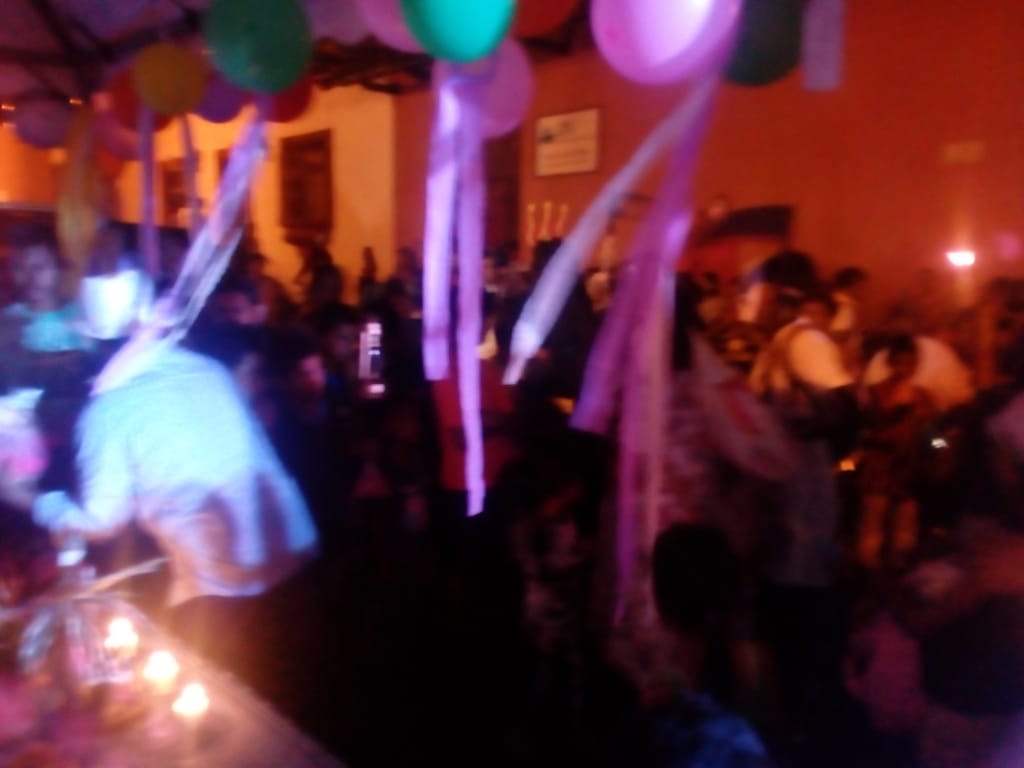 Granadinos rescatan tradición de El Atabal