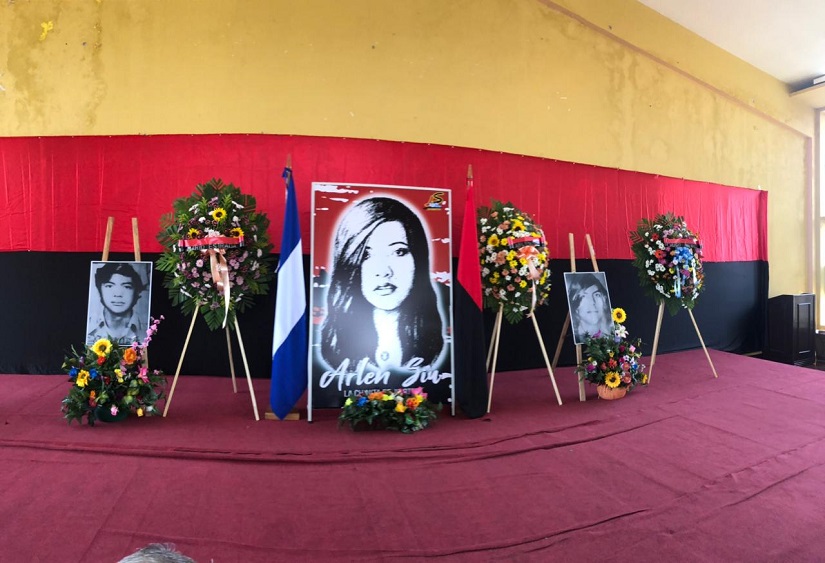 Rinden homenaje a Arlen Siu, en su 44 aniversario del paso a la ...