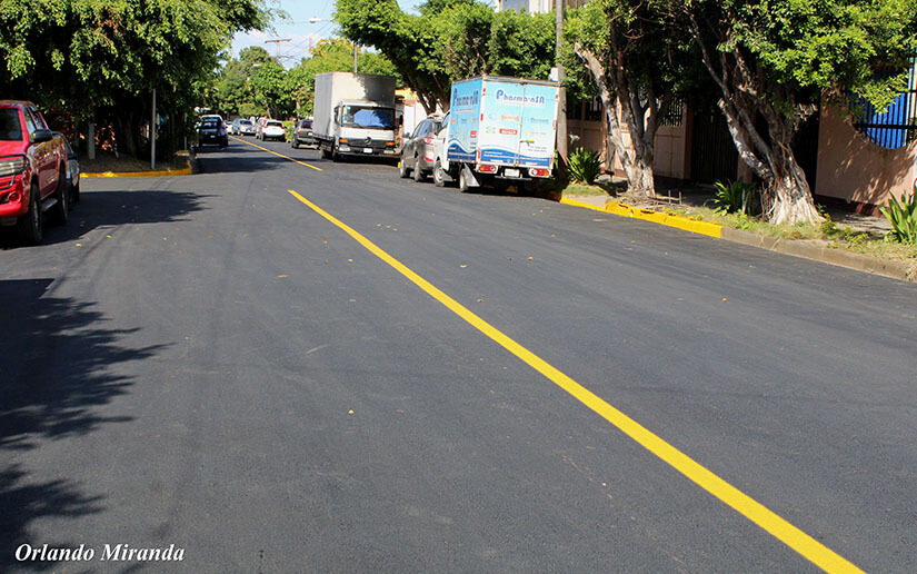 Inauguran calles asfaltadas en el barrio Edgard Lang