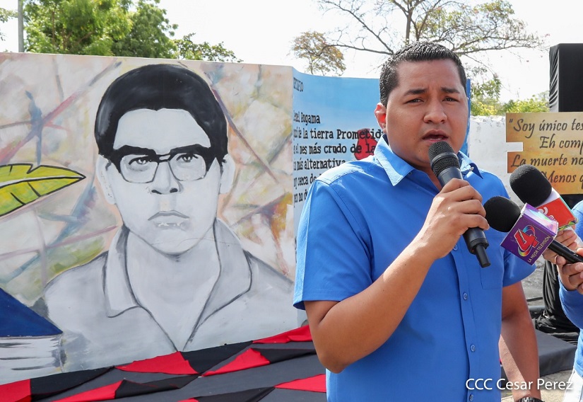 Nicaragua conmemora el natalicio 72 del poeta guerrillero Leonel Rugama