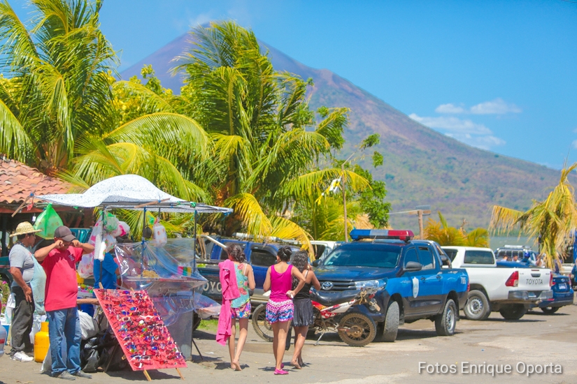 Veraneantes visitan destinos turísticos de Nagarote y La paz Centro