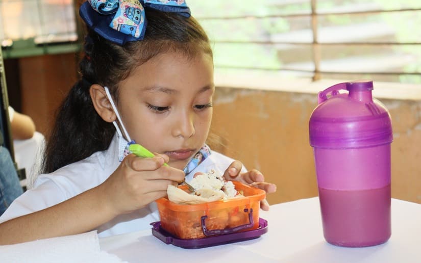 Amor, el principal ingrediente para preparar la Merienda Escolar en ...