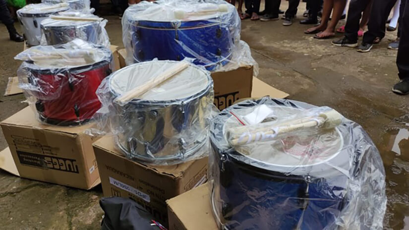 (+FOTOS): Estudiantes de Rama Cay reciben instrumentos musicales