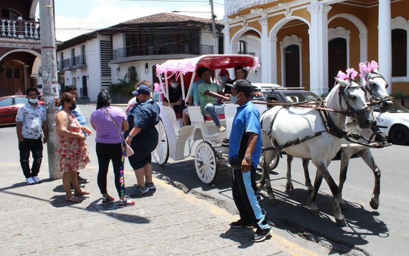 Turismo nacional se desbordó hacia Granada este Domingo de Ramos