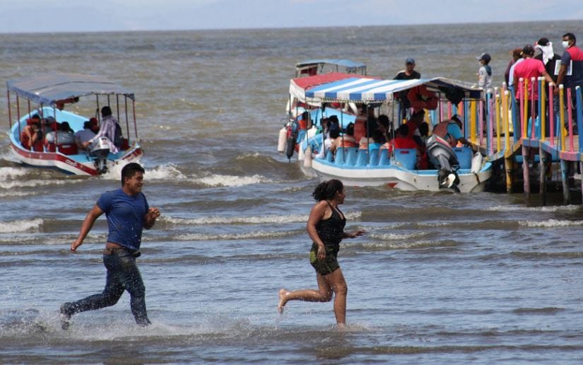 Turismo nacional se desbordó hacia Granada este Domingo de Ramos