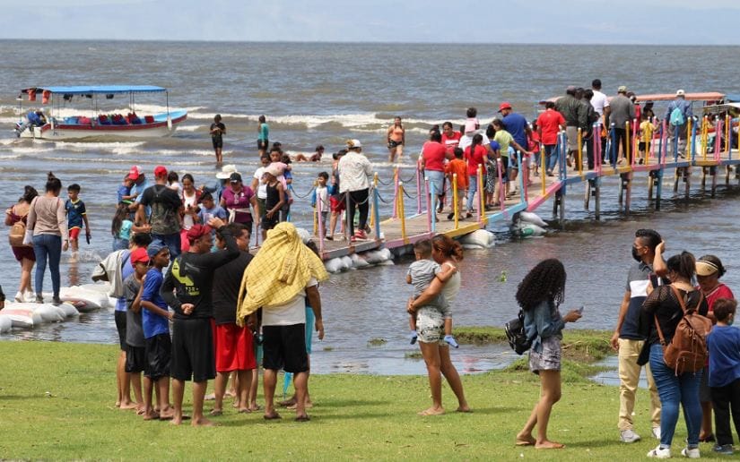 Turismo nacional se desbordó hacia Granada este Domingo de Ramos