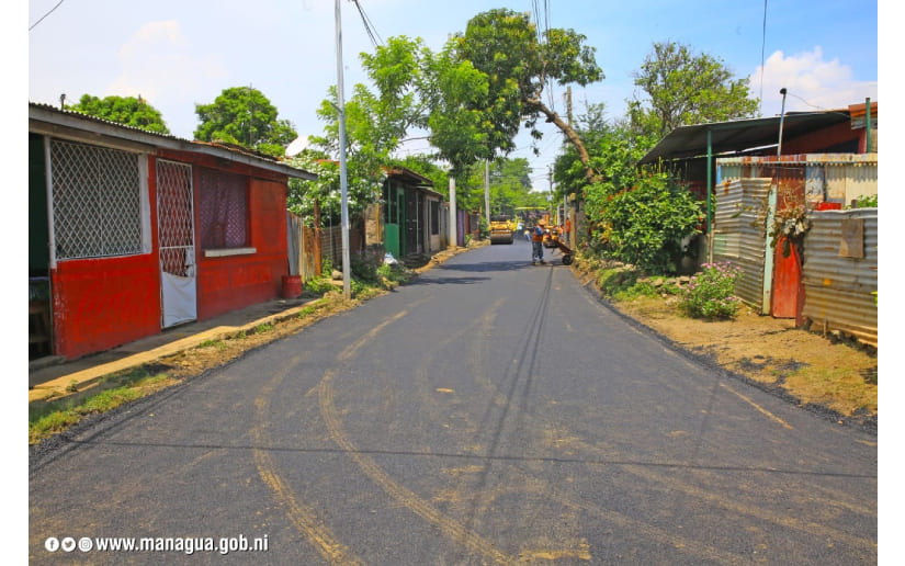 Alcaldía de Managua supervisa avance de obra vial en el barrio Waspán Norte