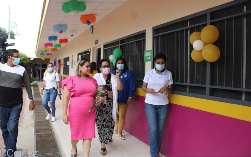 Directora Ejecutiva de la DINAF de Honduras visita varios CDI en Managua